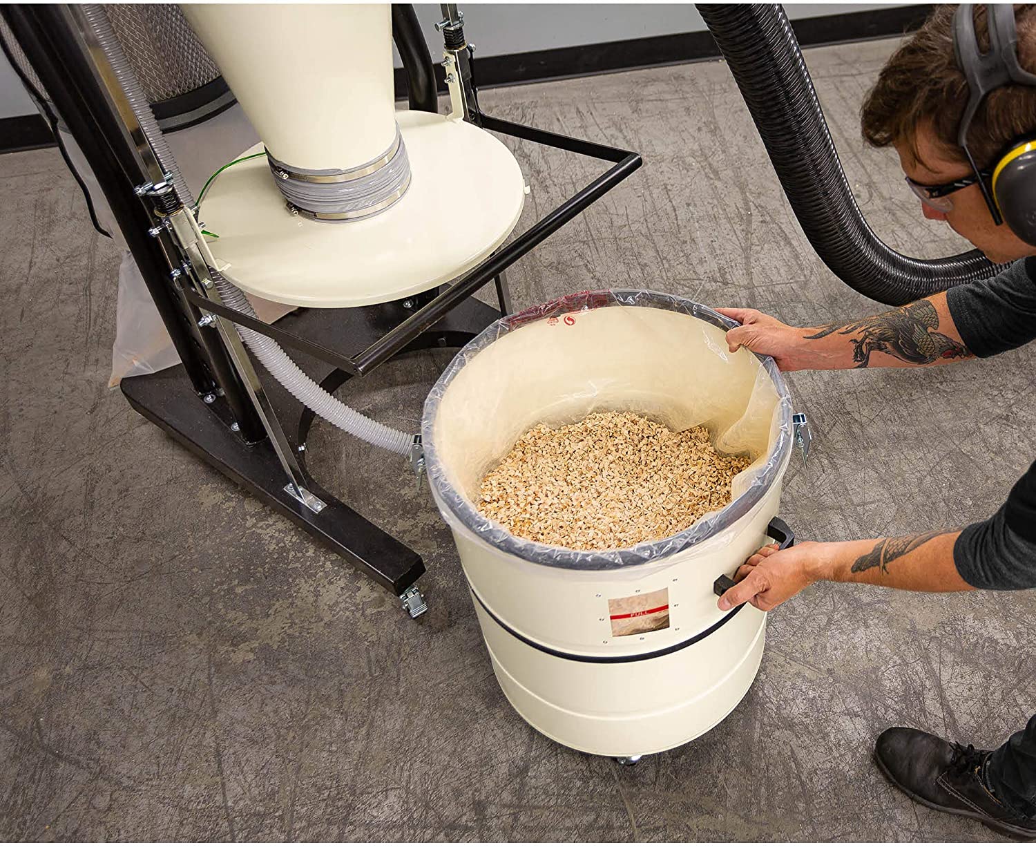 A Comprehensive Review of the Shop Fox 1.5 HP Cyclone Dust Collector